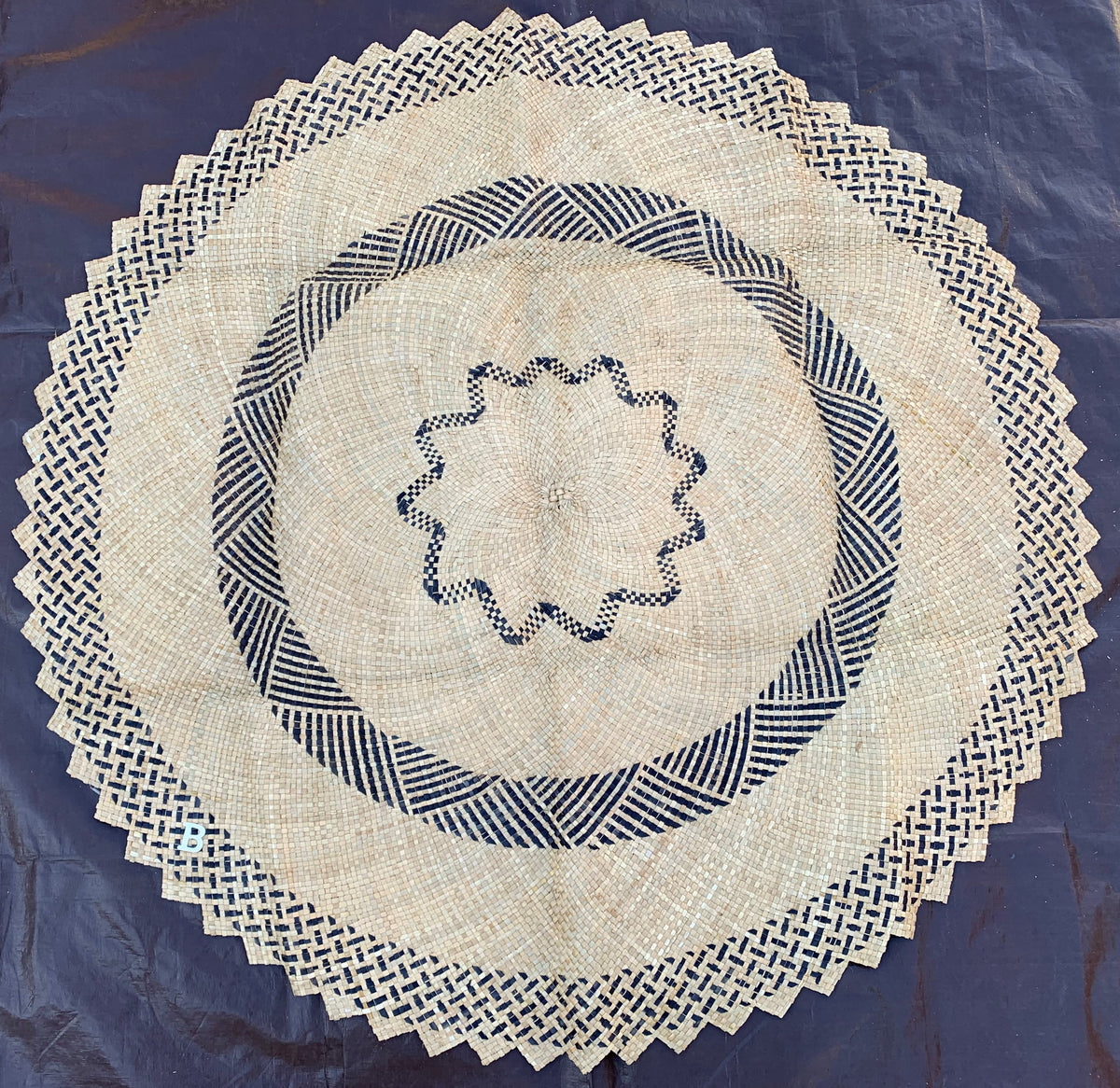Fijian Kuta Round Mat – The Coastal Basket